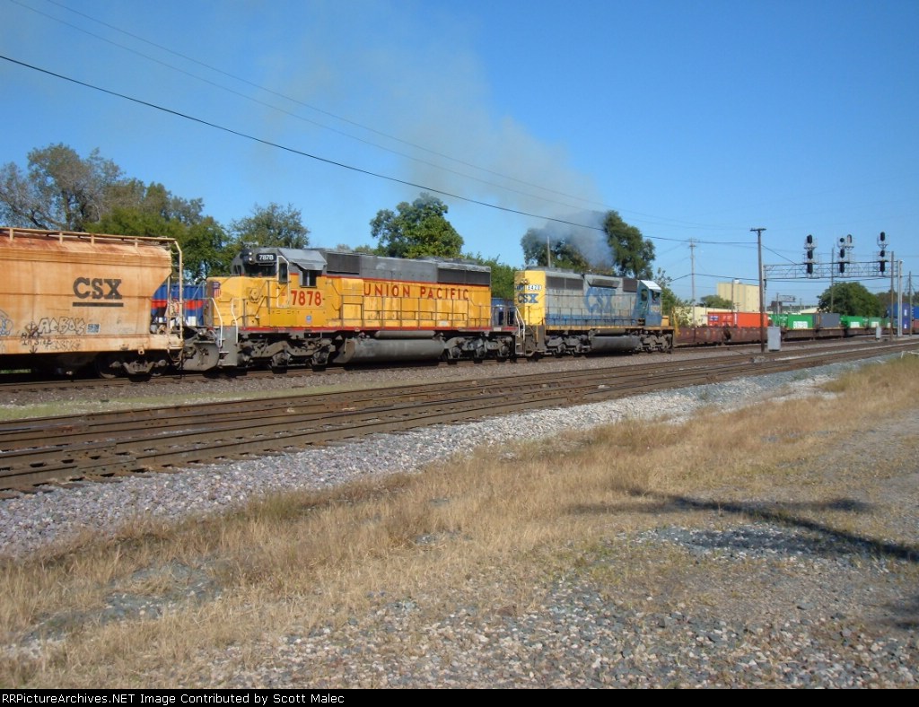 CSX 8420 & UP 7878